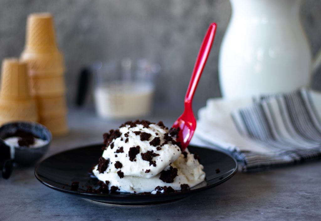 Cookies & Cream Ice Cream - The Cookie Caterer